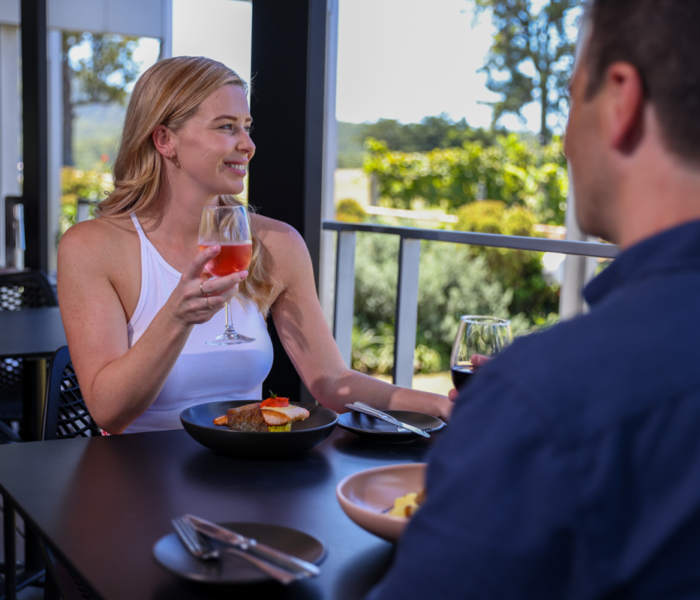 The Overflow Estate - Helicopter Winery Tour - Bekaa Air